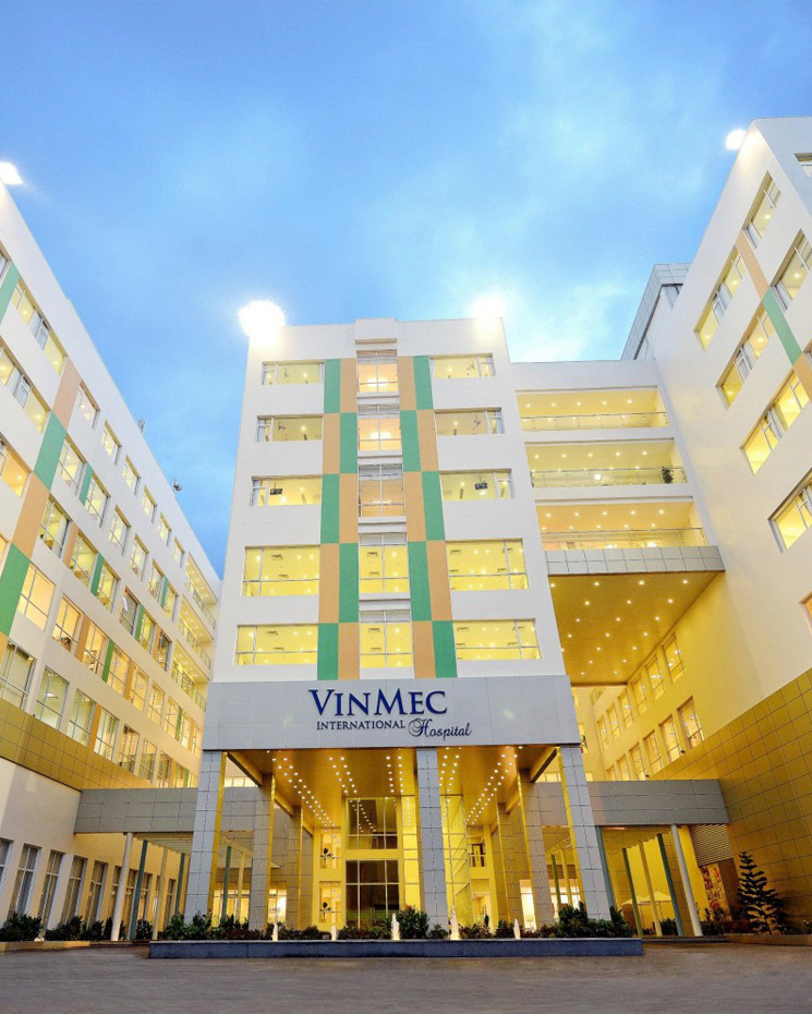 Dịch vụ y tế thông minh trên các kênh của Vinmec - VinBase